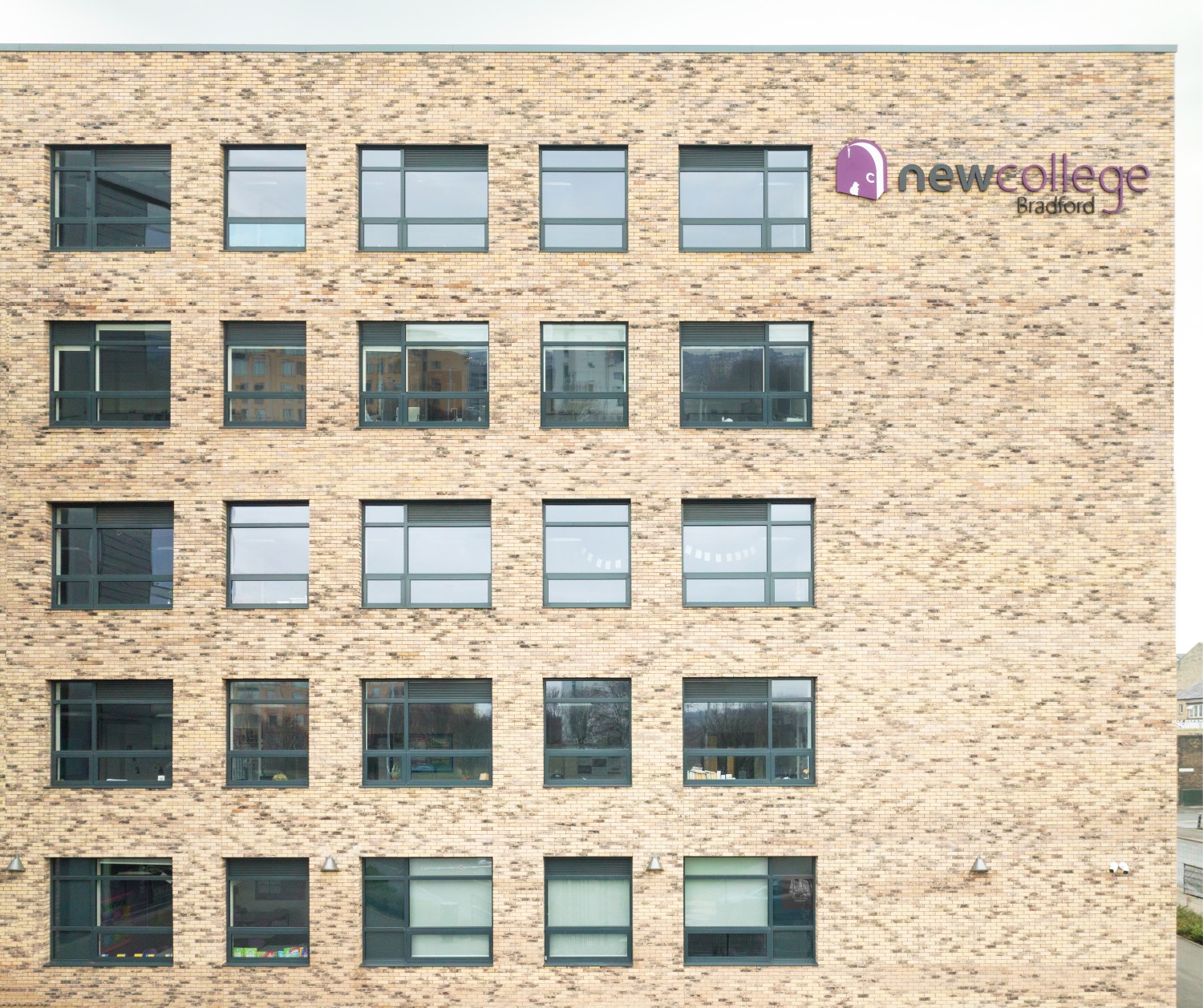 great workmanship creating spectacularly imposing and vibrant ...